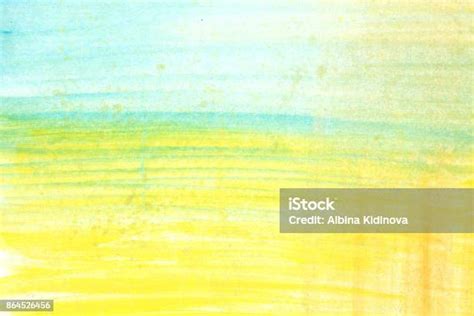 수채화 배경 흰색 배경에 추상 노란색 녹색 및 파랑 수채화 아트 손 페인트 0명에 대한 스톡 사진 및 기타 이미지 0명