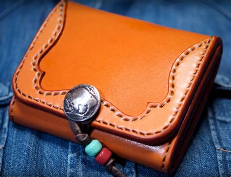 Minimalist Wallet Pattern