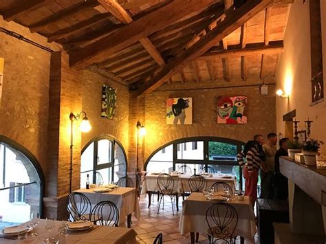 Lambruscheria Ca Berti Castelvetro Di Modena Restaurantbeoordelingen Fotos En Telefoonnummer