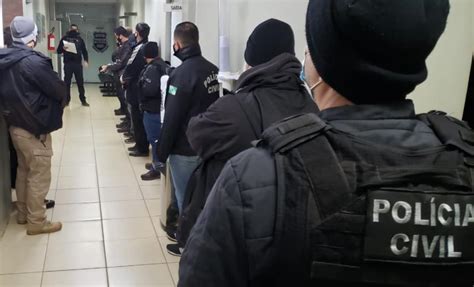 Polícia Civil do Paraná prende cinco integrantes de organização