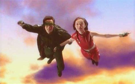 魔幻手机中傻妞的6大功能，现已实现三个，网友：期待2060年 川图娱乐