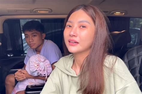 Sarwendah Izinkan Betrand Putra Onsu Berpacaran Tabloidbintang