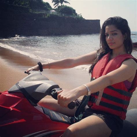 Shikha Singh Photo Pics 15 Unseen Hot Bikini Images Hd
