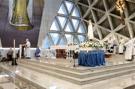 Celebrazione In Onore Della Madonna Di Fatima Diocesi Di Trieste