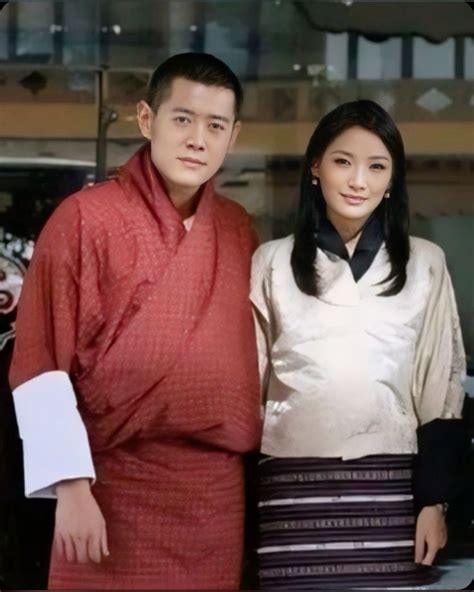 Pin By Dunkel Leben On Ht King Wangchuck Of Bhutan Royal Style