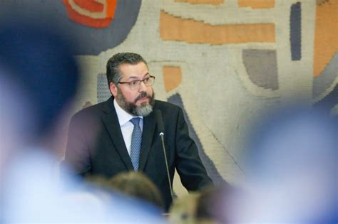 Análise Com Araújo Bolsonaro Faz Uma De Suas Apostas Mais Arriscadas