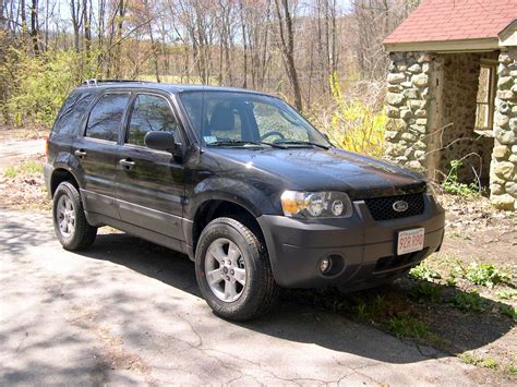 2006 Ford Escape Xlt 2 3l 4dr 4x4 4 Spd Auto W Od