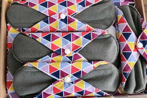 Benefits And Tips For Buying Reusable Sanitary Pads