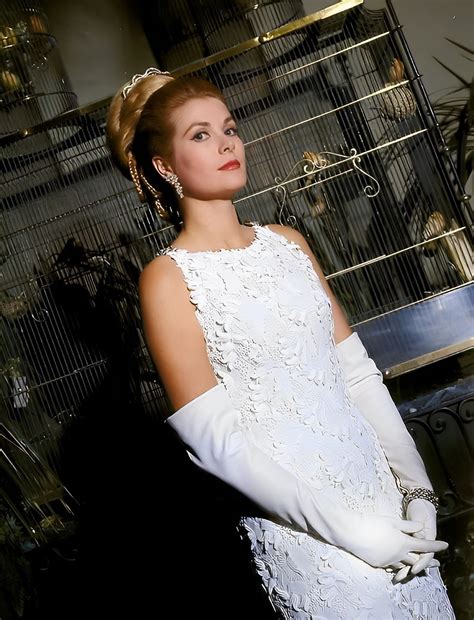 Chic In Silk — Her Serene Highness Princess Grace Of Monaco In A