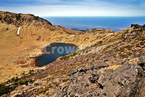 백록담 정상 분화구 화산 암석 사진 이미지 일러스트 캘리그라피 Deep Blue작가