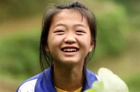 當年《變形計》的神仙妹妹長大了，如今16歲的梁小友，美得不敢認 每日頭條