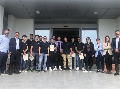 Stefano Riva Academy Di Elettromar Premiati Gli Studenti Che Hanno