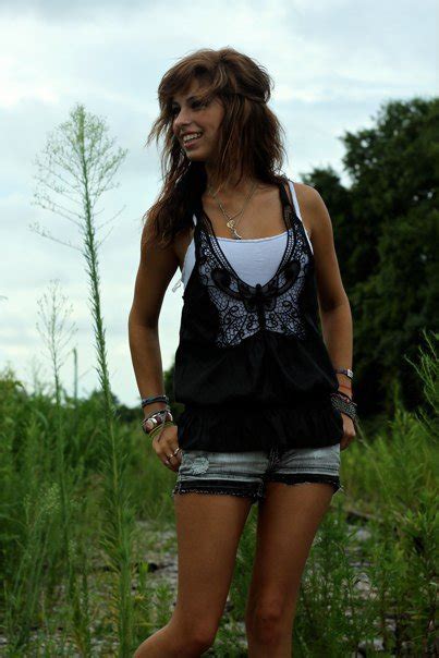 Andrea Earls Photo Portfolio 0 Albums And 9 Photos Model Mayhem