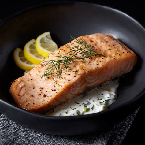 Air Fryer Salmon With Cucumber Lemon Dill Sauce Proctor Silex Canada
