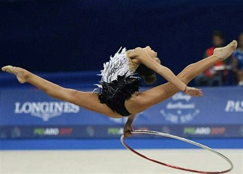 Averina Dina Campionessa Mondiale Al Cerchio E Vice Campionessa Del
