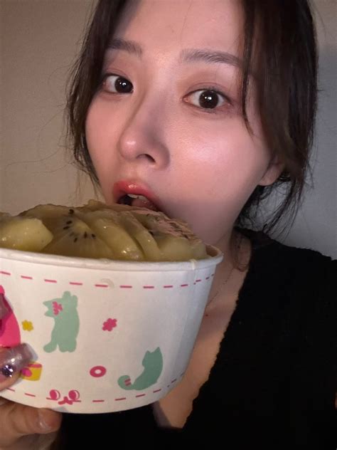 Rocket Punch Community Post 희니가 밥 먹으라고 했으니 후식으로는 요아정☺️