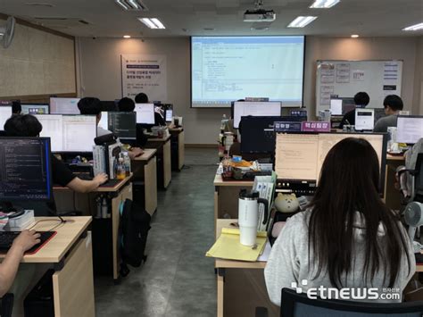 폭염 보다 더 뜨거운 Ai·it 열공스마트인재개발원 무료 공개 강좌 호응 전자신문