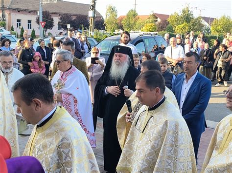 Târnosirea bisericii din parohia Tomnatic protopopiatul Sânnicolau