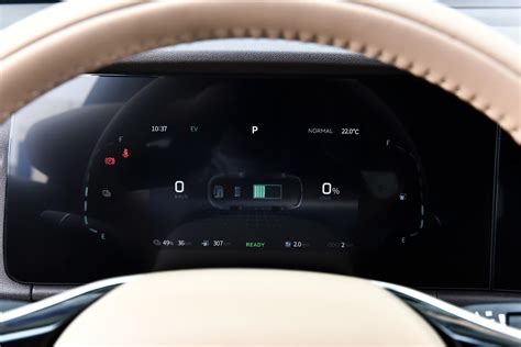 【蓝电e5荣耀版 15l 100km 尊享型 5座仪表盘图片 汽车图片大全】 易车