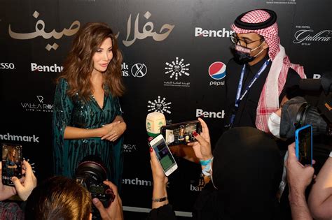 بالصور وائل كفوري ونانسي عجرم يشعلان حفلهما في جدة سوبر دوم مصراوى