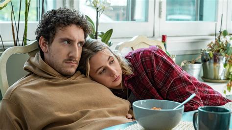 Nonton Pilot Season 1 Episode 1 Pilot Di Disney