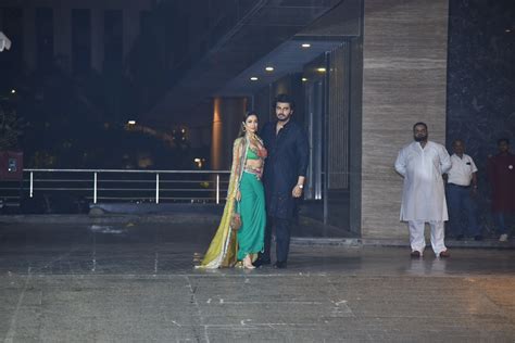 Malaika Arora Janhvi Kapoor Kriti Sanon Bhumi Pednekar Nargis