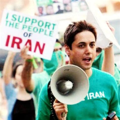 چه می‌توان گفت مرگ بر شیعی‌گری مرگ بر آخوند مرگ بر پنجاه و هفتی پفیوزی