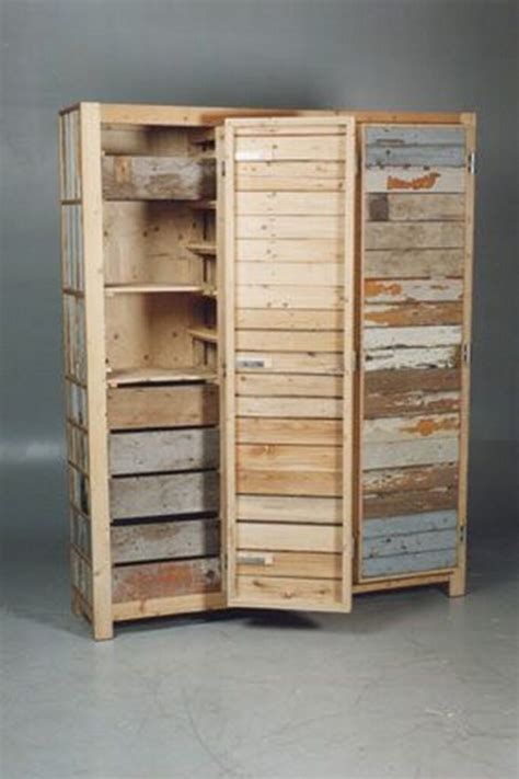 Wood Pallet Closet And Wardrobe With Amazing Ideas How To Make Diy