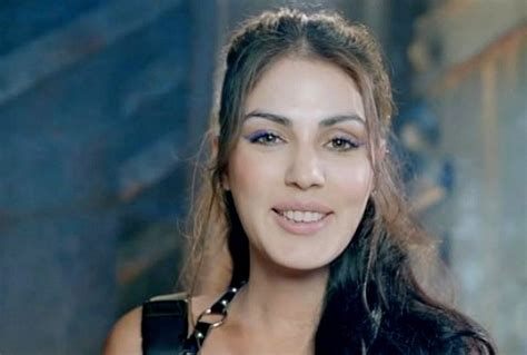 Rhea Chakraborty Asks Kya Laga Mai Wapas Nahi Aungi As She Joins Mtv