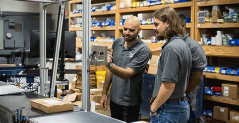 increasing the throughput of an automated parcel sorting system