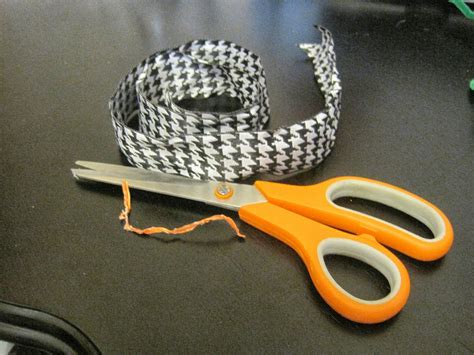 Decorated Chaos How To Make A Fancy Bow