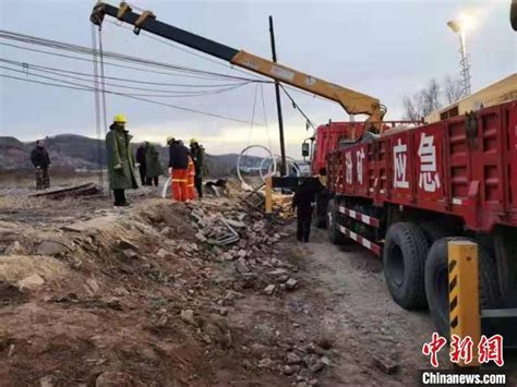 孝义盗采煤矿透水事故21人被困：掌握8名嫌犯，已控制6人直击现场澎湃新闻 The Paper