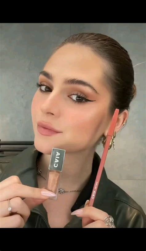 Lipstick Tutorial😻 Lip Makeup Lipstick Lipstick Tutorial