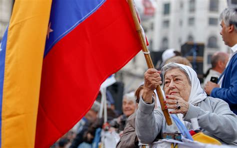 Hebe De Bonafini No Es Bueno Que Caiga El Gobierno Mejor Que Pierda
