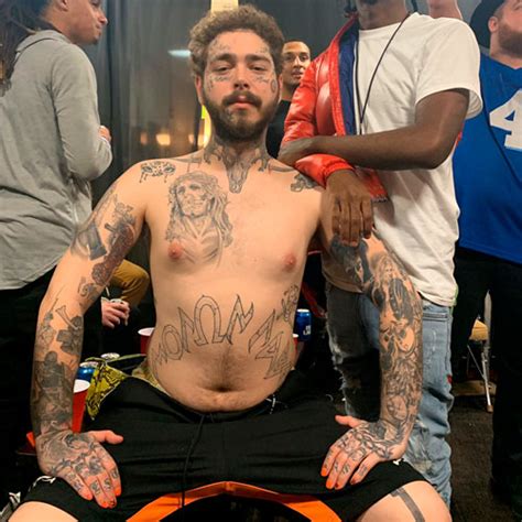 18 HOT Top 10 Sexiest Shirtless Photos Of Post Malone