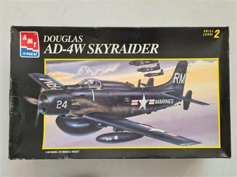 Amt Douglas Ad 4w Skyraider Model Kit 8622 In 1 48 Scale £30 00 Picclick Uk
