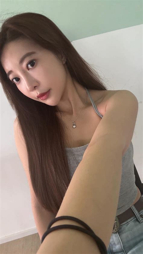 閱仔無數師 醫院怪談 4樓吖唔該 話說雖然我做咗逃兵但話晒讀咗三年nursing都算係三分之一個菇涼今日天氣有啲回暖即刻講