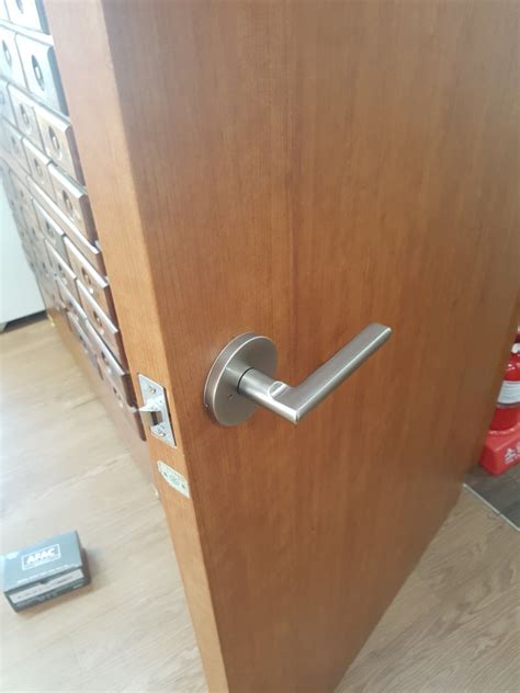 수원문고리수리 문손잡이교체 안열려요 안잠겨요 업체 네이버 블로그