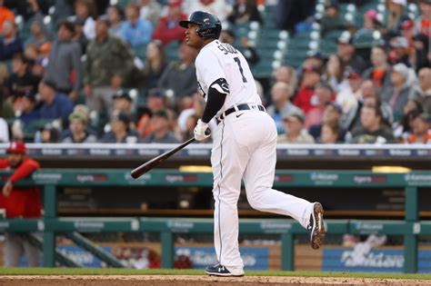 As The Trade Deadline Nears Jonathan Schoop Sees A Bright Future For