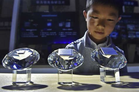 5g之戰》中國宣布發放5g商用牌照，未來5年創造10兆人民幣商機、300萬個工作機會 風傳媒