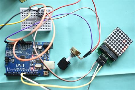 Pong Game Using Dot Matrix Display 8x8