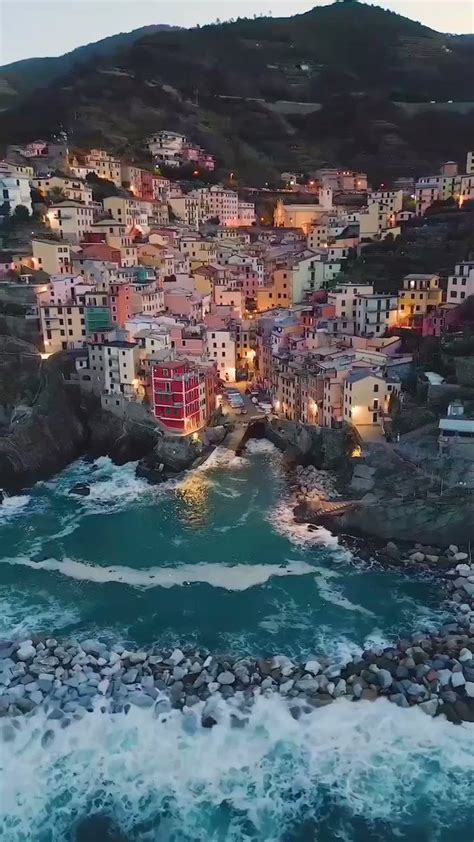 stefany hoyeck on Twitter بعالم مثالي بتكون خلقان ب cinque terre فاتح
