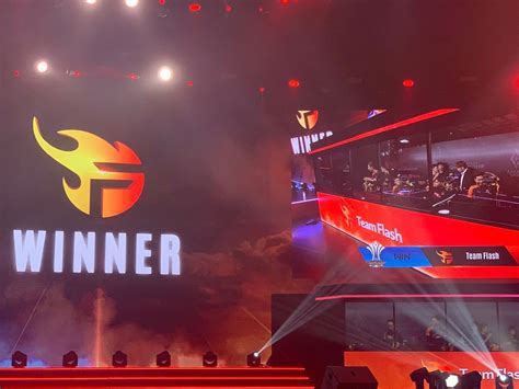 Arena Of Valor International Championship 2019 Playoffs Semifinals