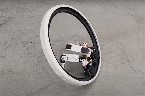 Monocycle Robot With Legs May Be Last Mile Delivery Helper In The