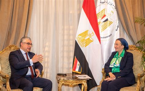 لدعم الصناعة الخضراء بروتوكول تعاون بين المنطقة الاقتصادية لقناة