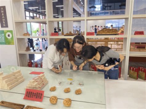 五育并举 让非遗文化活起来！莆田学院新工科掀起一场“非遗热” 莆田学院新工科产业学院