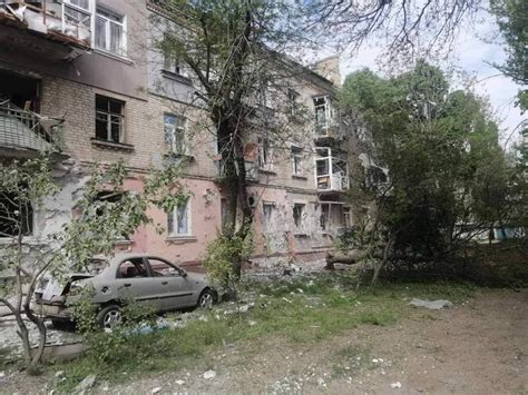 Окупанти гатять по Луганській області під обстріл потрапили цехи