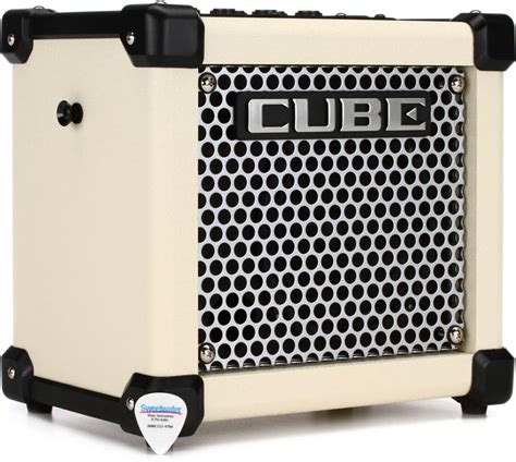 Roland Micro Cube Gxw 3 Watt 1x5 Battery Powered Combo Amp White