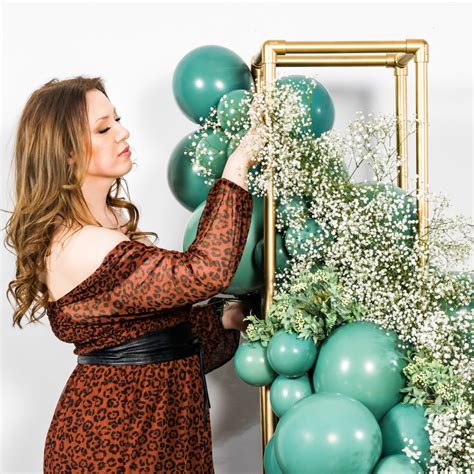 Decor Lab School About