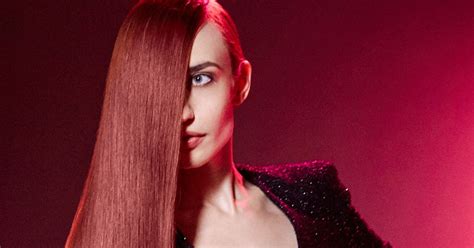 Photos Meet Lizzy Jagger The Redhead With The Rolling Stone Lineage